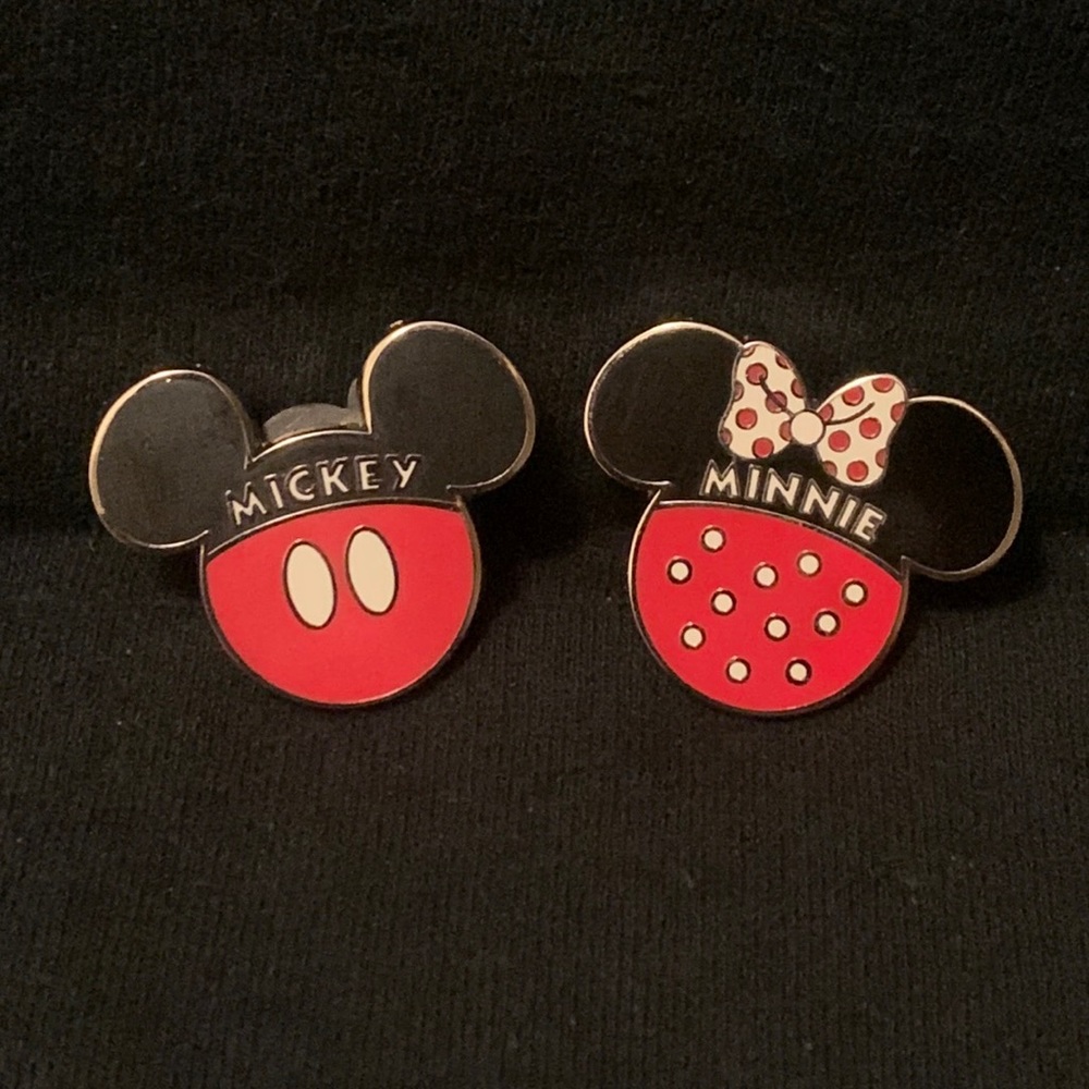 Mickey And Minnie Mouse Pin Set - Gem